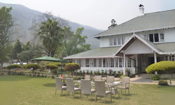 Chamong Resort | Luxury Tea Garden Retreat in Darjeeling, India
